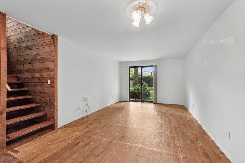 103 Little Eagle Bay Rd #5623888, Burlington, VT 05408 - See Est. Value ...