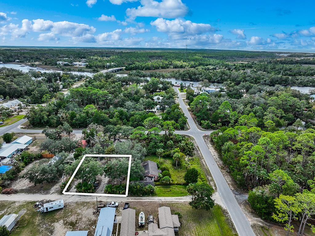 907 SE First Ave, Steinhatchee, FL 32359 | MLS# 789481 | Trulia
