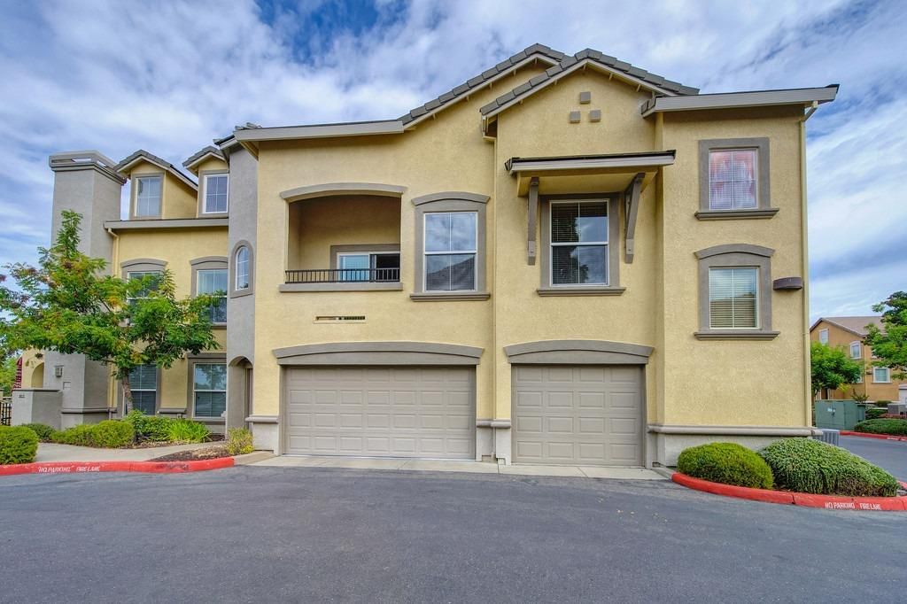 812 Vessona Cir, Folsom, CA 95630 - See Est. Value, Schools & More