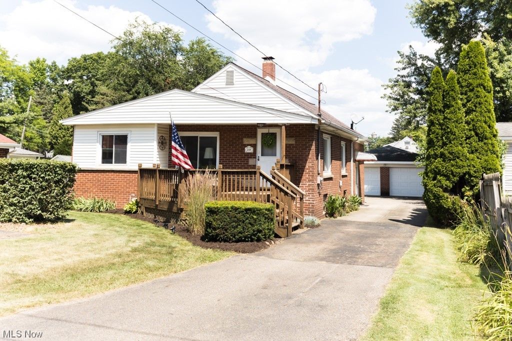 249 31st St NW, Barberton, OH 44203 | Trulia