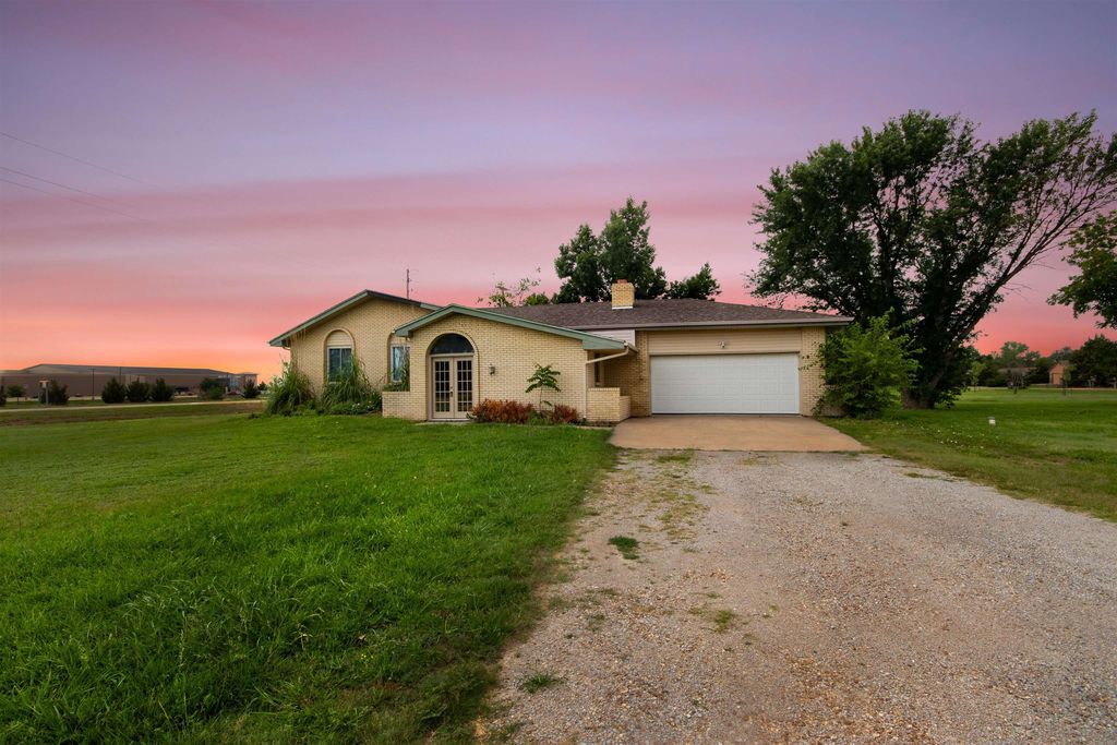 891 E 144th Ave N, Peck, KS 67120 - See Est. Value, Schools & More