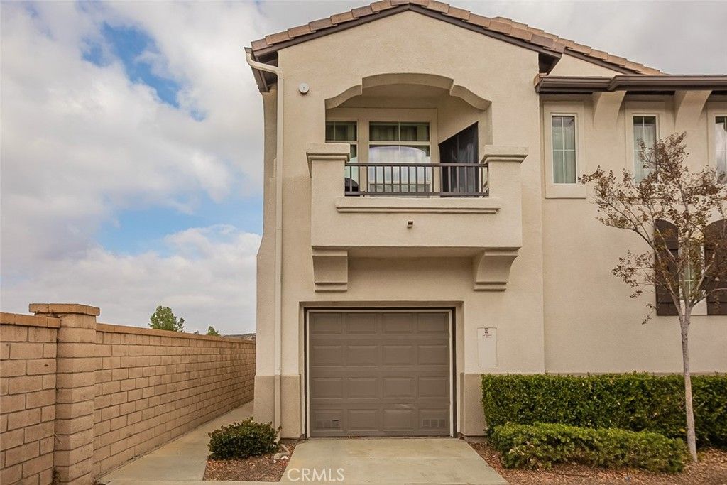 30262 Sunbreeze Bay #B, Murrieta, CA 92563 - See Est. Value, Schools & More