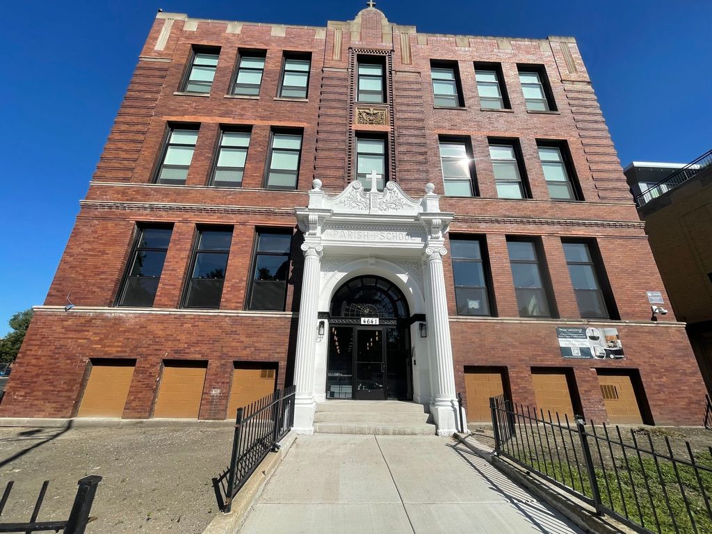 4641 N Ashland Ave #207, Chicago, IL 60640 - Trulia | Trulia