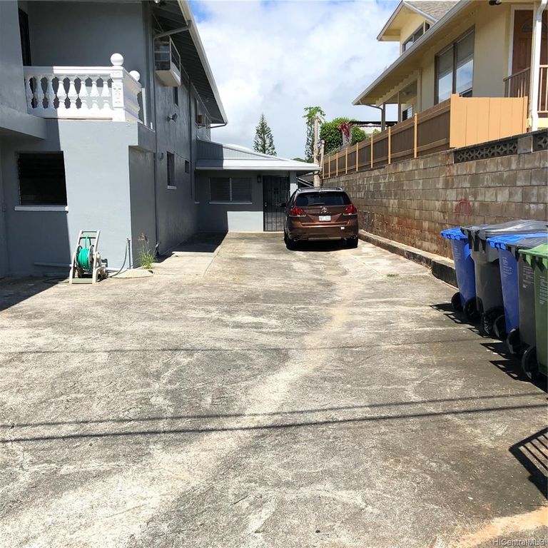 99-1350 Halawa Heights Rd, Aiea, HI 96701 - See Est. Value, Schools & More