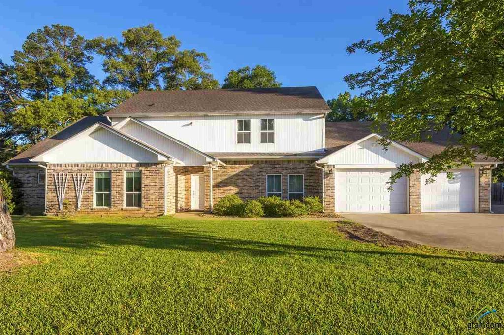 2111 E George Richey Rd, Longview, TX 75604 - See Est. Value, Schools ...