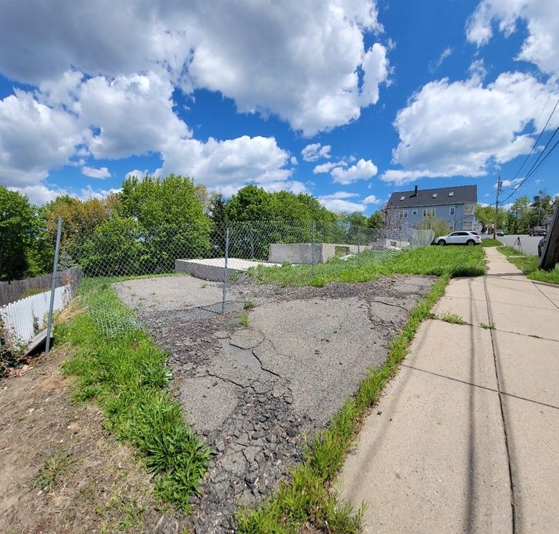 80 Warren Ave, Chelsea, MA 02150 - See Est. Value, Schools & More