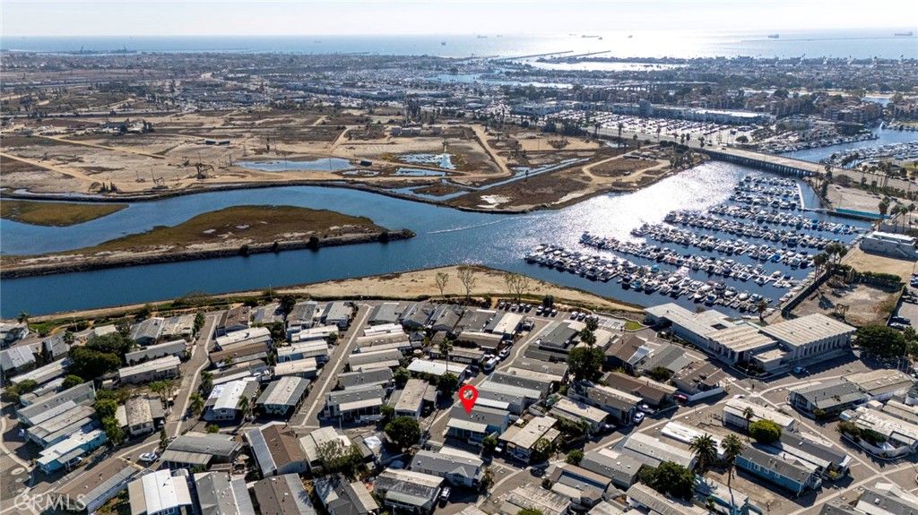 309 N Sand Piper Dr, Long Beach, CA 90803 - See Est. Value, Schools & More