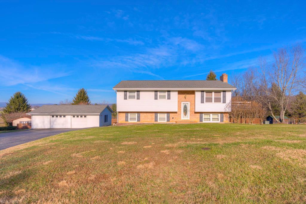 4501 Moses Dr, Dublin, VA 24084 - See Est. Value, Schools & More