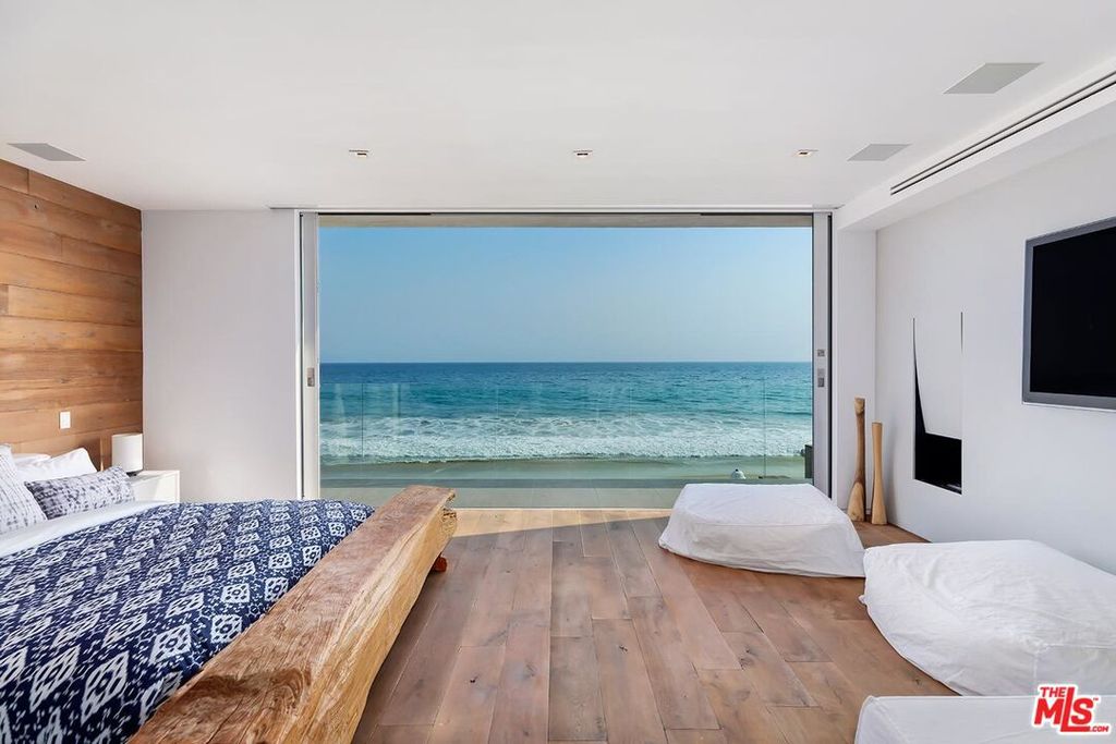 21562 Pacific Coast Hwy, Malibu, CA 90265 - See Est. Value, Schools & More