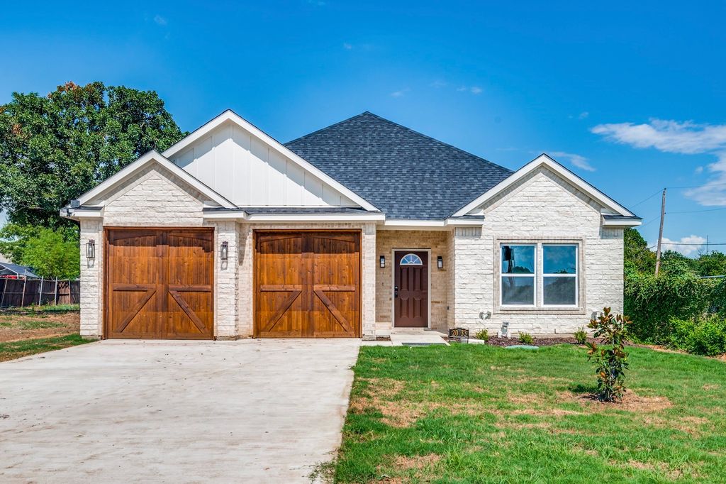 2033 Edgewood Ter, Fort Worth, TX 76105 | MLS# 20676169 | Trulia
