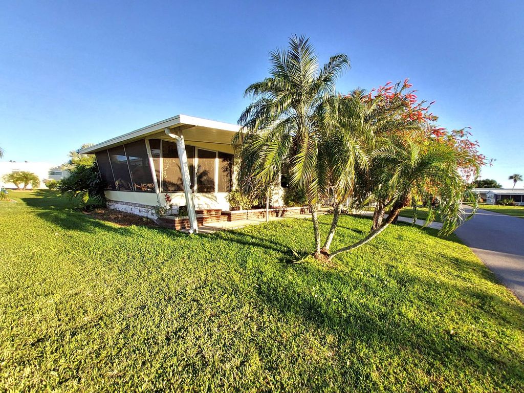 522 Edgewater Dr, Ellenton, FL 34222 | MLS# 11261535 | Trulia