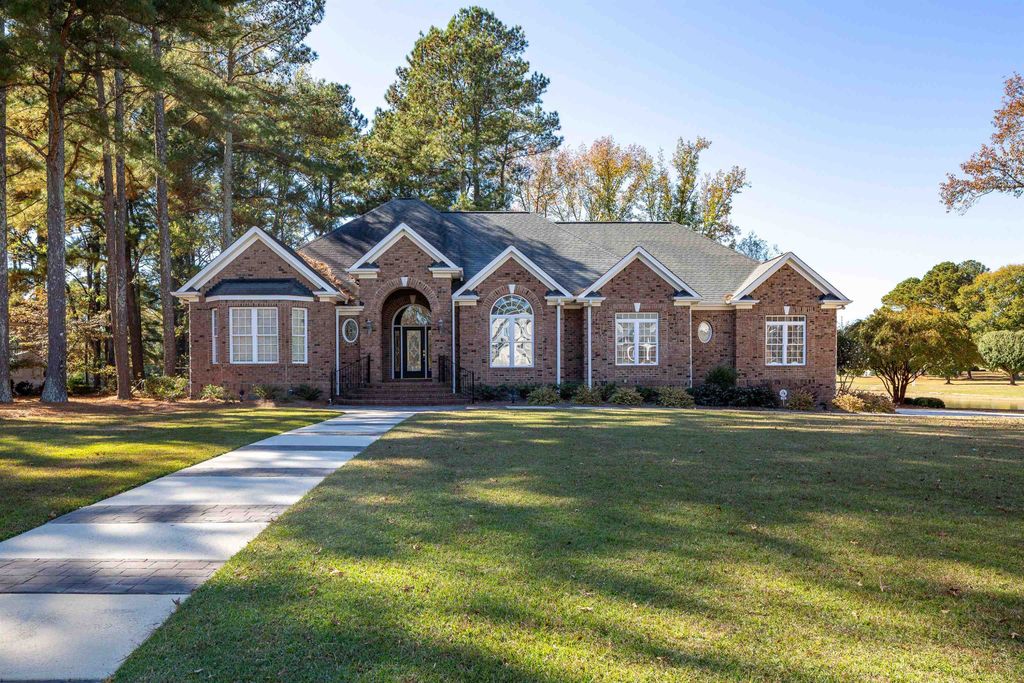 118 Lakeshore Dr, Benson, NC 27504 - See Est. Value, Schools & More