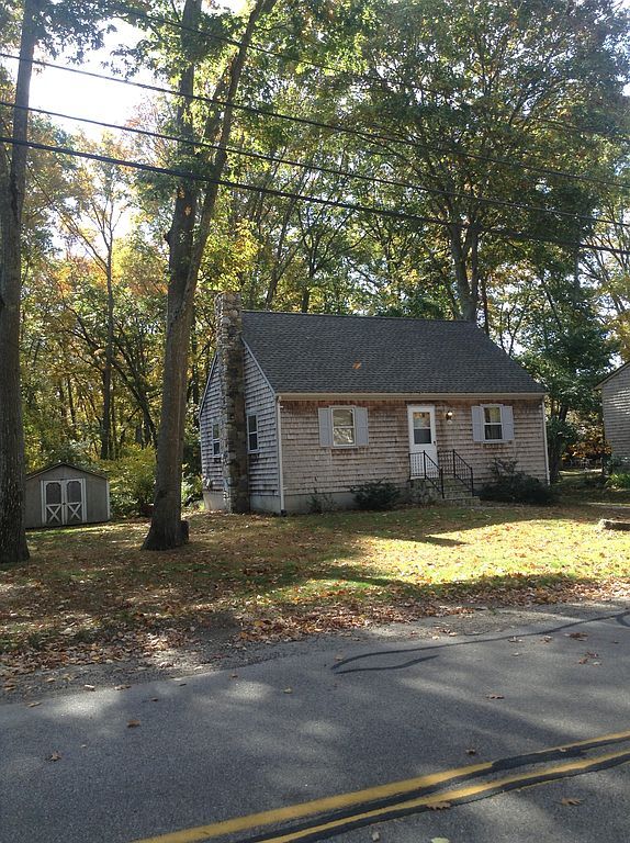 152 Indian Trl, Saunderstown, RI 02874 - See Est. Value, Schools & More