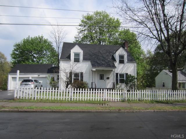 26-28 Irwin Ave, Middletown, NY 10940 - See Est. Value, Schools & More