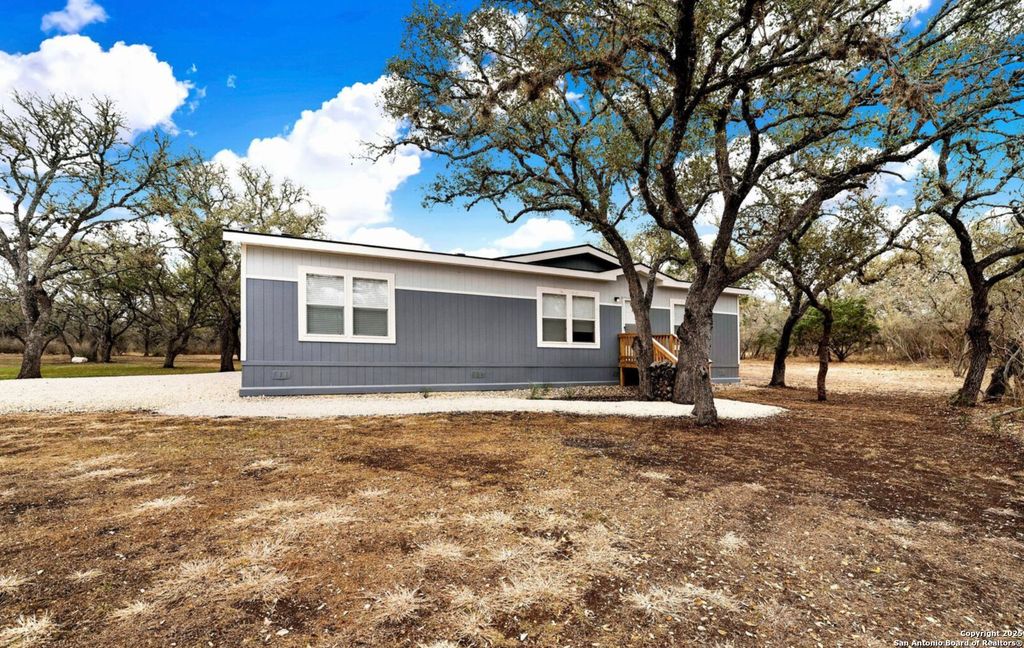 245 County Road 477, Stockdale, TX 78160 | MLS# 1885977 - Trulia | Trulia