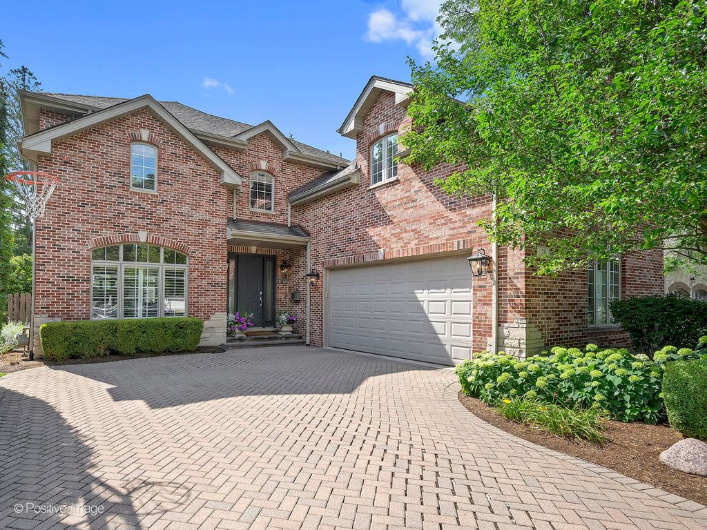 20 Gilbert Ave, Clarendon Hills, IL 60514 - See Est. Value, Schools & More