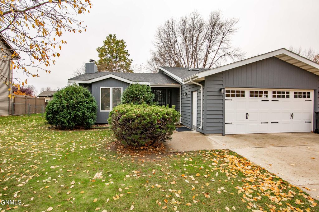 407 E Wachter Ave, Bismarck, ND 58504 - See Est. Value, Schools & More 407 E Wachter Ave, Bismarck, ND 58504 - See Est. Value, Schools & More