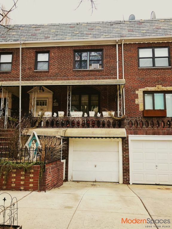 3167 30th St, Astoria, NY 11106 - See Est. Value, Schools & More