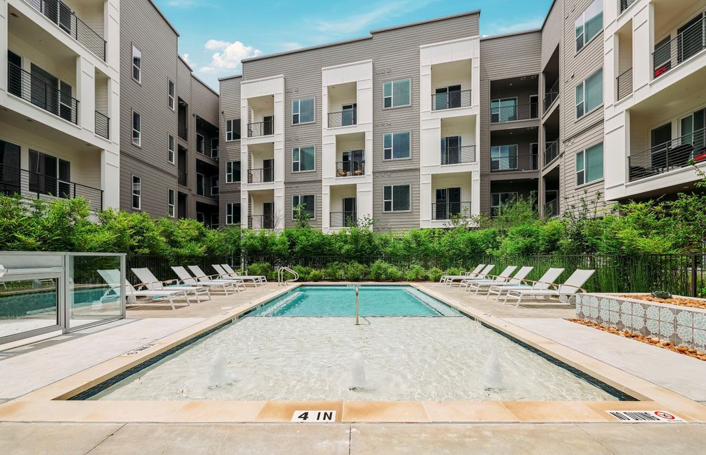 2045 S Forum Dr #406, Grand Prairie, TX 75052 - See Est. Value, Schools ...