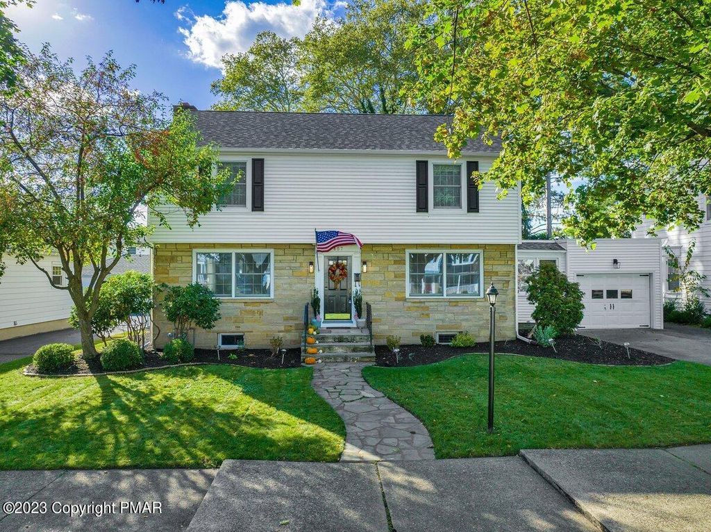 457 River St, Forty Fort, PA 18704 - See Est. Value, Schools & More