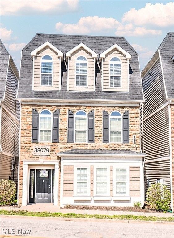 38079 Euclid Ave, Willoughby, OH 44094 | MLS# 5117883 | Trulia
