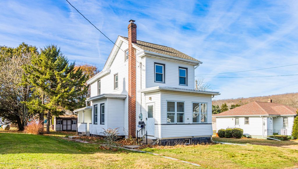 38 Franklin St, Weatherly, PA 18255 - See Est. Value, Schools & More