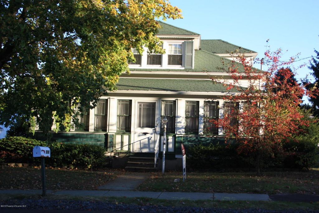 516 S Keyser Ave, Taylor, PA 18517 - See Est. Value, Schools & More