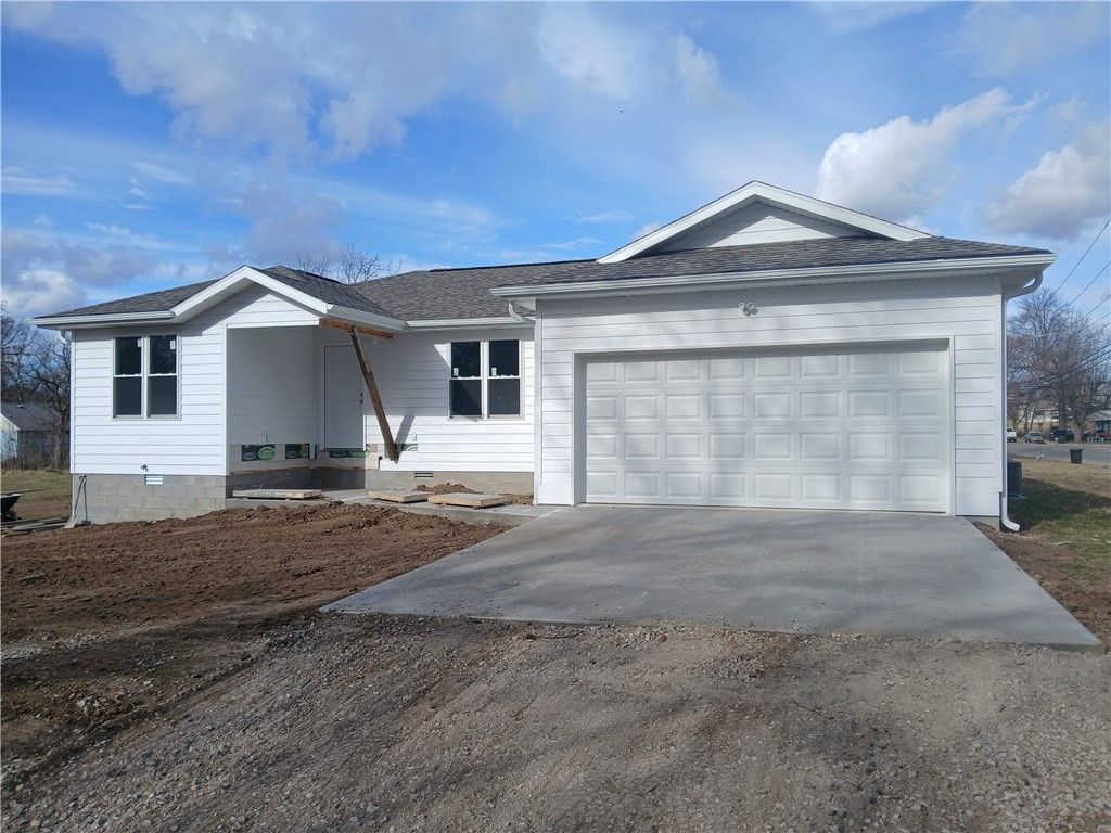 100 W 7th, Green Forest, AR 72638 | MLS# 1333487 - Trulia | Trulia