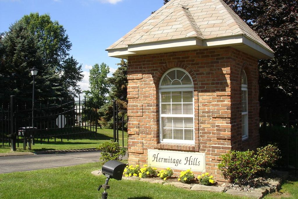 200 Hermitage Hills Blvd #400605, Hermitage, PA 16148 - See Est. Value ...