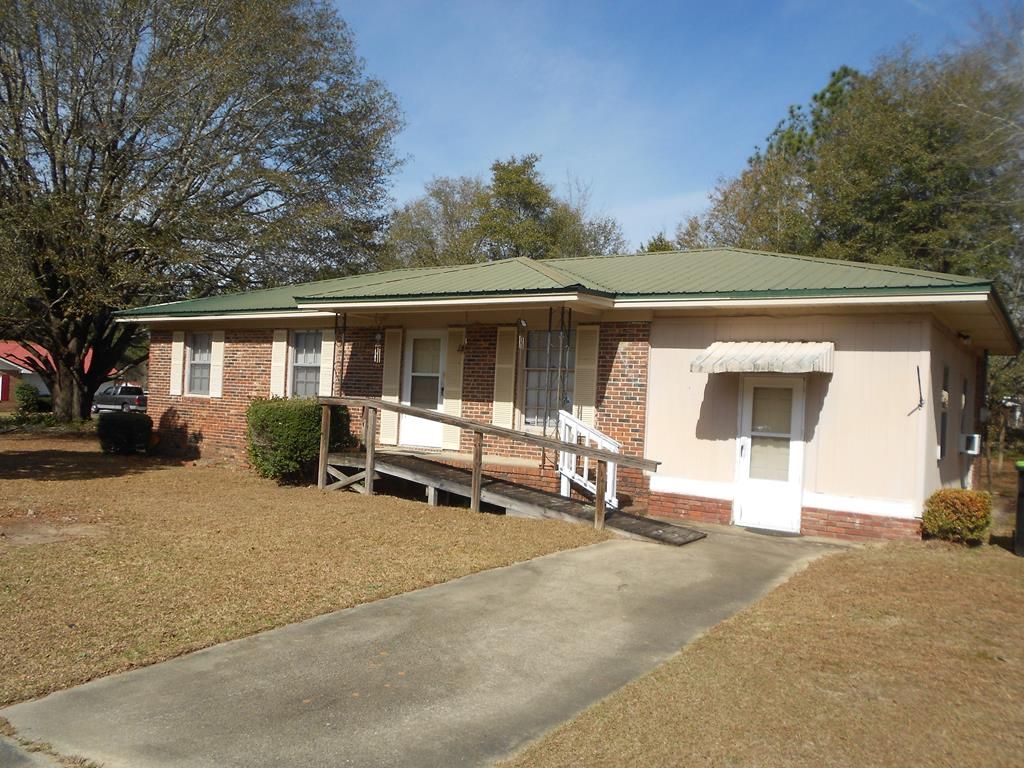 500 McKenzie Dr, Montezuma, GA 31063 - See Est. Value, Schools & More