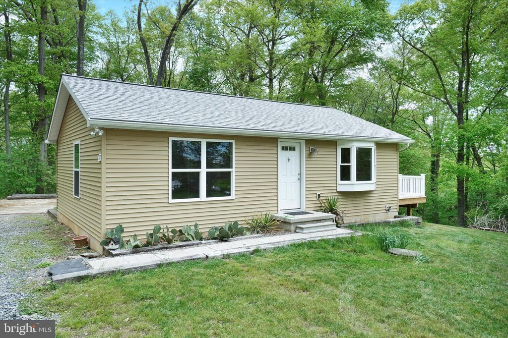 58 Holly Trl, Delta, PA 17314 - See Est. Value, Schools & More