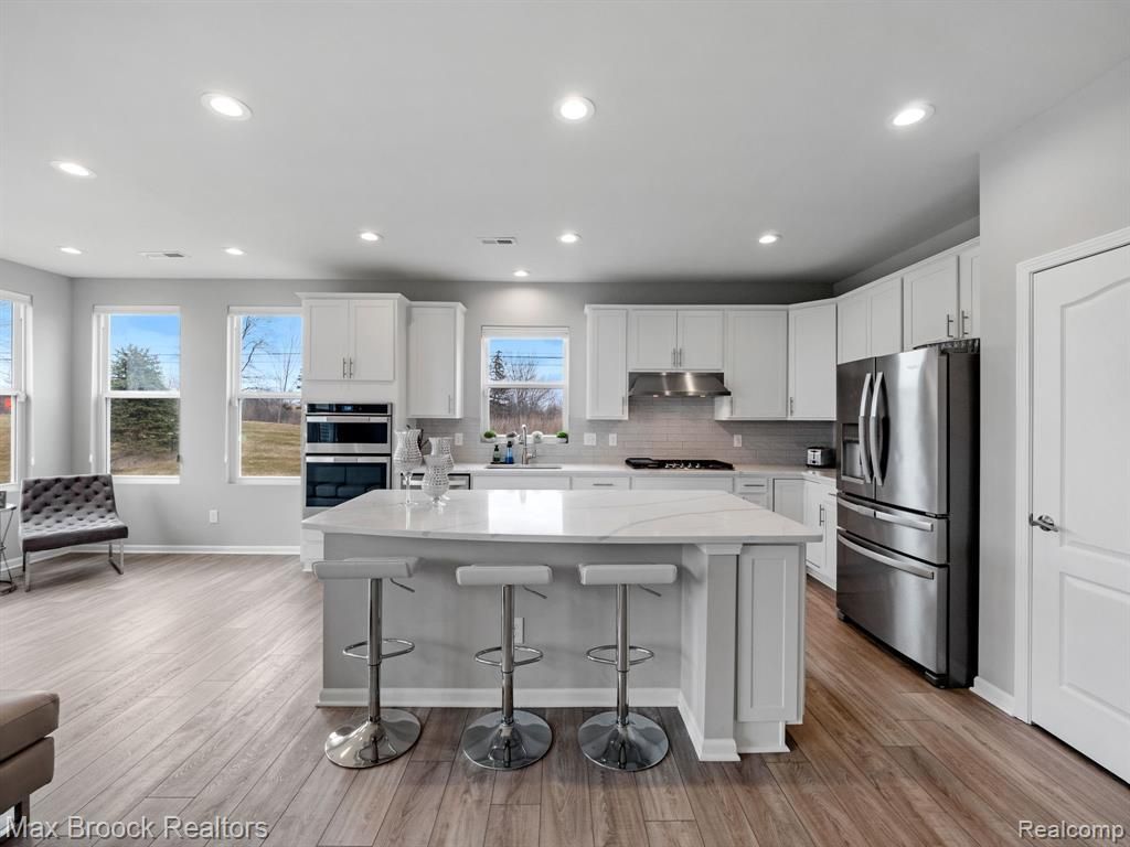 3894 Colfax Ct, Canton, MI 48188 - See Est. Value, Schools & More