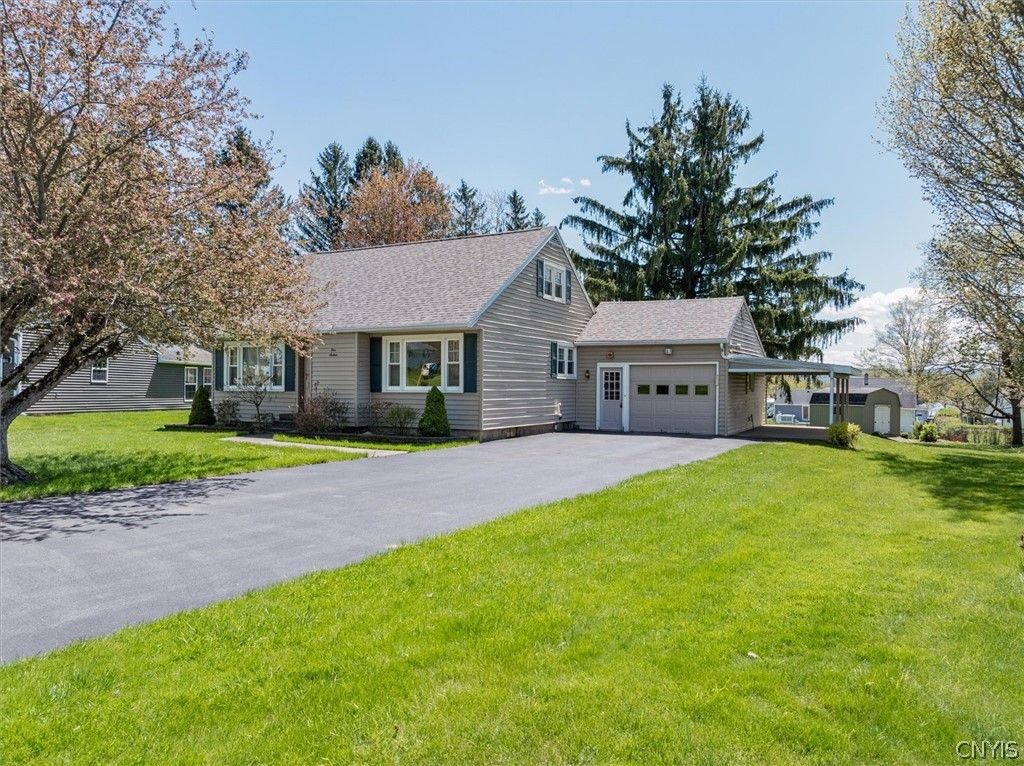 116 Tarlton Dr, Deerfield, NY 13502 - See Est. Value, Schools & More