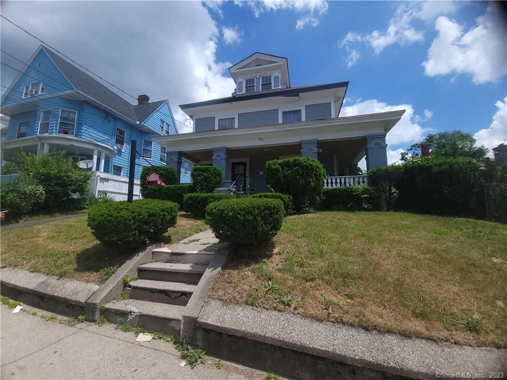 132 Willow Street, Waterbury, CT 06710 - See Est. Value, Schools & More