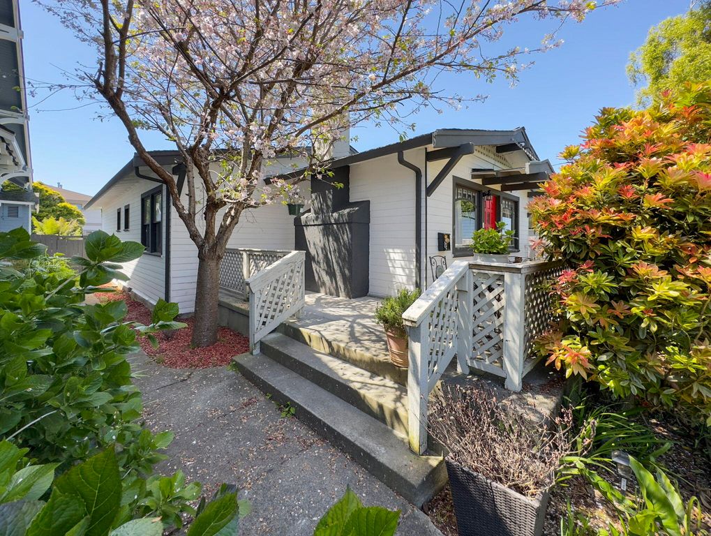 2338 F St, Eureka, CA 95501 | MLS# 266738 | Trulia