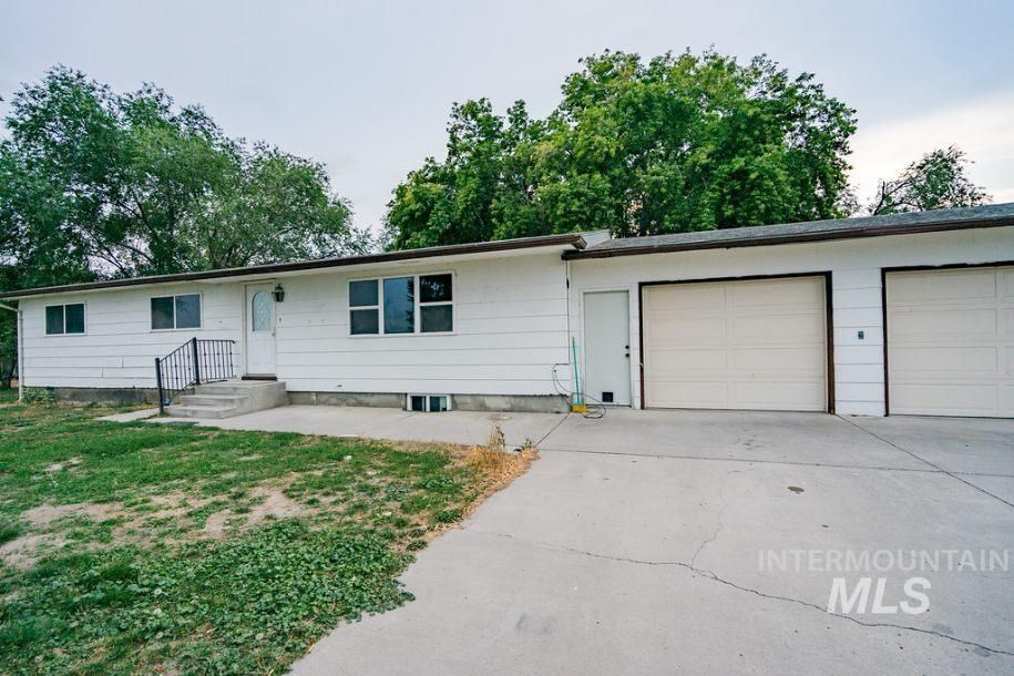 357 S 100 W, Rupert, ID 83350 - See Est. Value, Schools & More