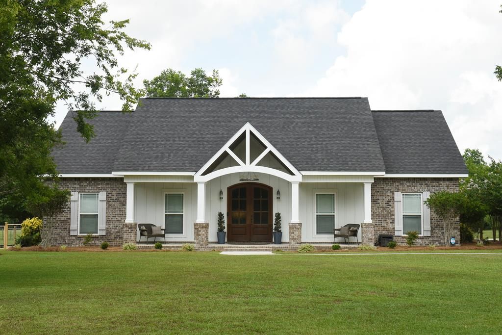 2220 County Road 13, Headland, AL 36345 - See Est. Value, Schools & More
