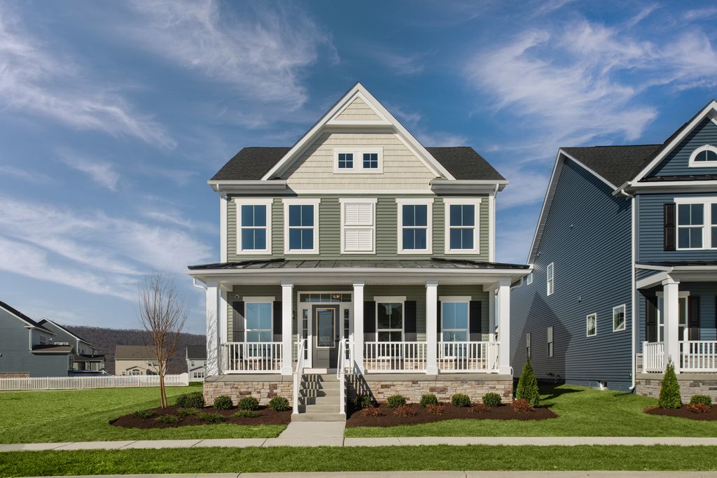 Robert Frost with Finished Basement - Village at Settlers Ridge - Sugar ...