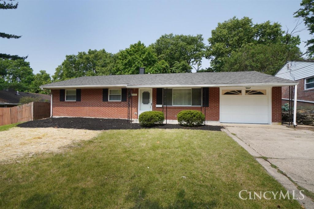 944 Ledro St, Cincinnati, OH 45246 - See Est. Value, Schools & More