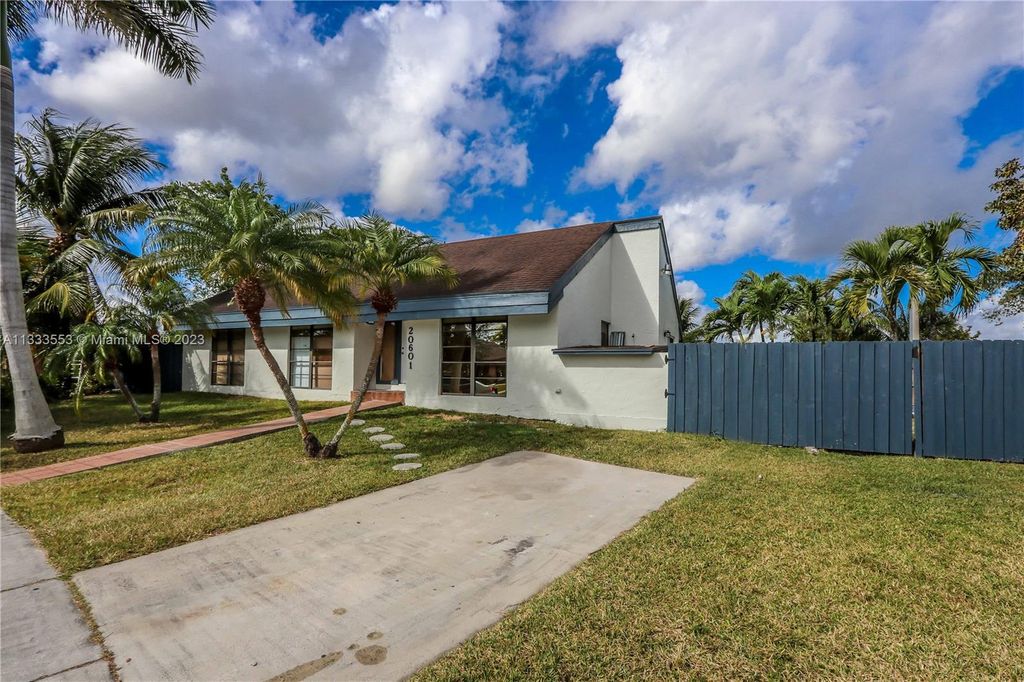 20601 SW 120th Ct, Miami, FL 33177 - See Est. Value, Schools & More