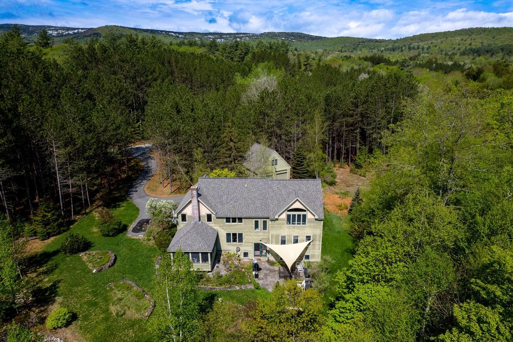 985 Olde Farms Road, Grantham, NH 03753 - See Est. Value, Schools & More