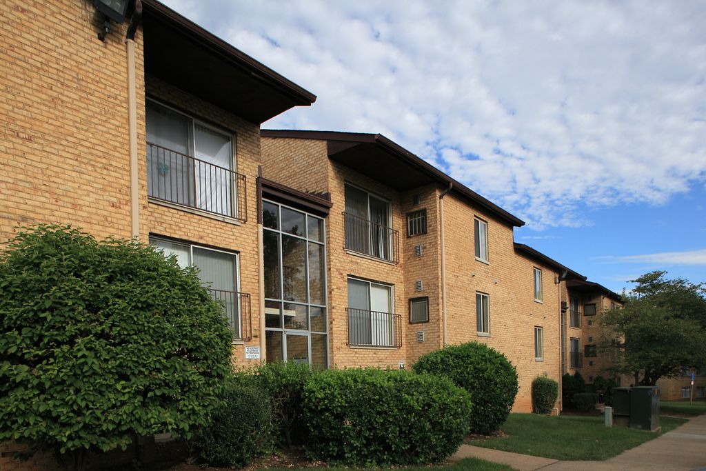 3600 Jurgensen Dr #204, Triangle, VA 22172 | Trulia