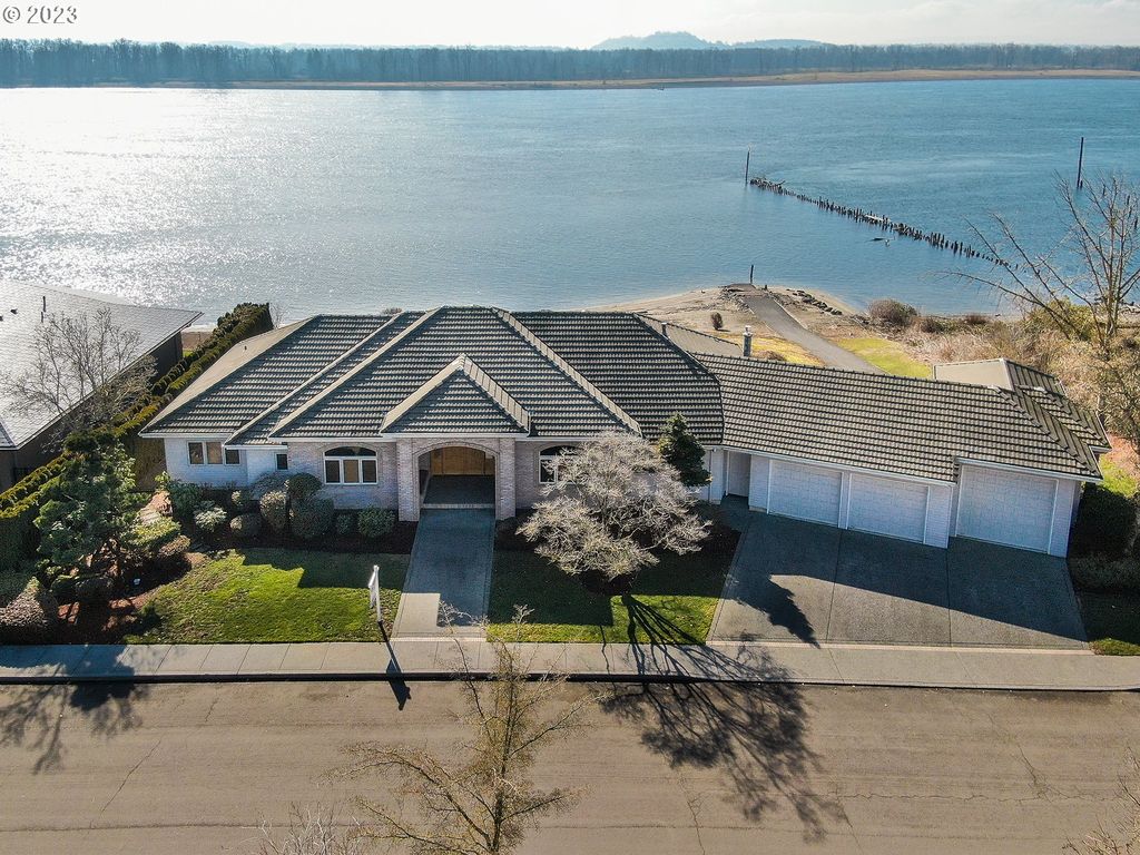14915 SE Rivershore Dr, Vancouver, WA 98683 - See Est. Value, Schools ...