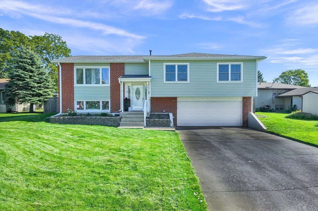 7213 Bonnie Ct, Woodridge, IL 60517 | Trulia