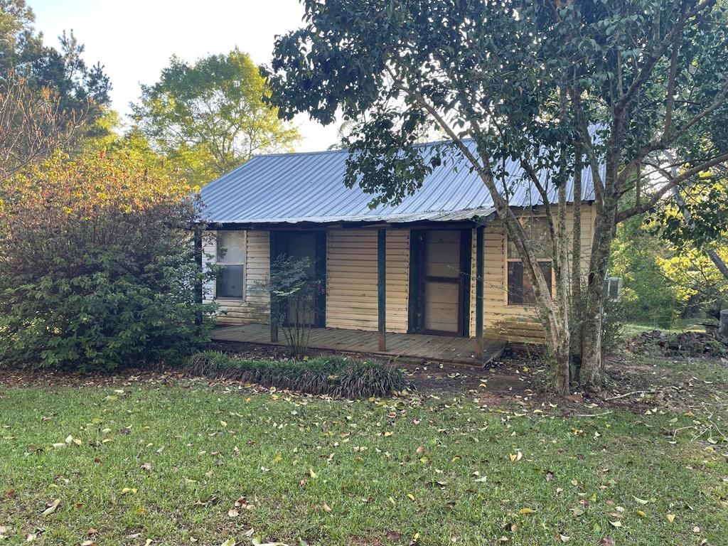 County Road 6642, Banks, AL 36005 - See Est. Value, Schools & More