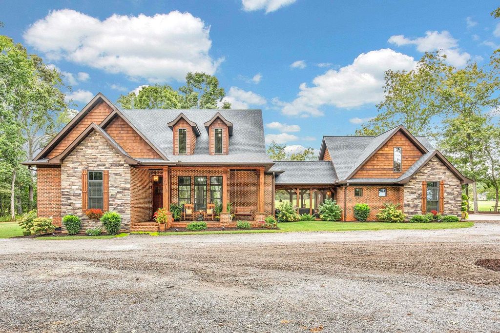 315 Spring Valley Rd, Inman, SC 29349 - See Est. Value, Schools & More