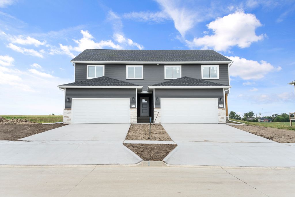3204 Ruffian Rd, Marion, IA 52302 | Trulia