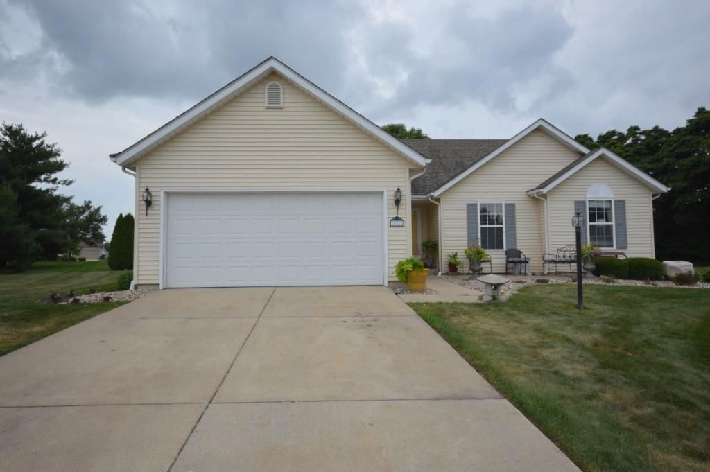 14418 Fox Trail Ct, Mishawaka, IN 46545 - See Est. Value, Schools & More