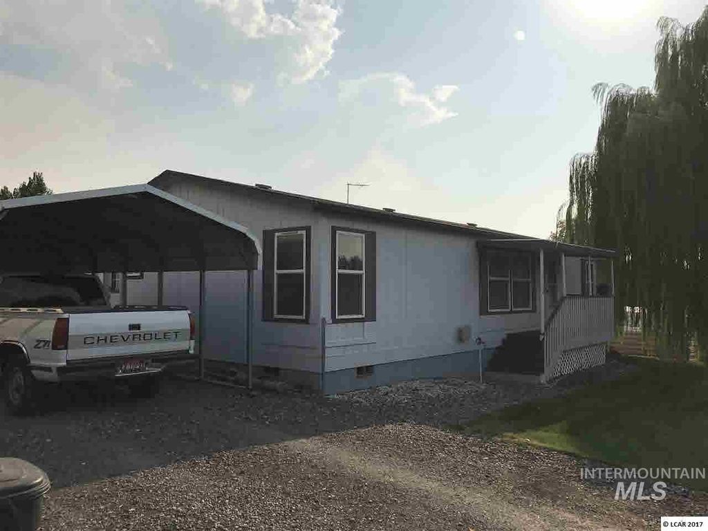1728 Burrell Ave, Lewiston, ID 83501 - See Est. Value, Schools & More