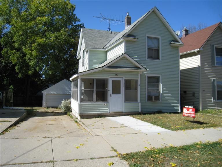 1555 North Ave NE, Grand Rapids, MI 49505 - See Est. Value, Schools & More
